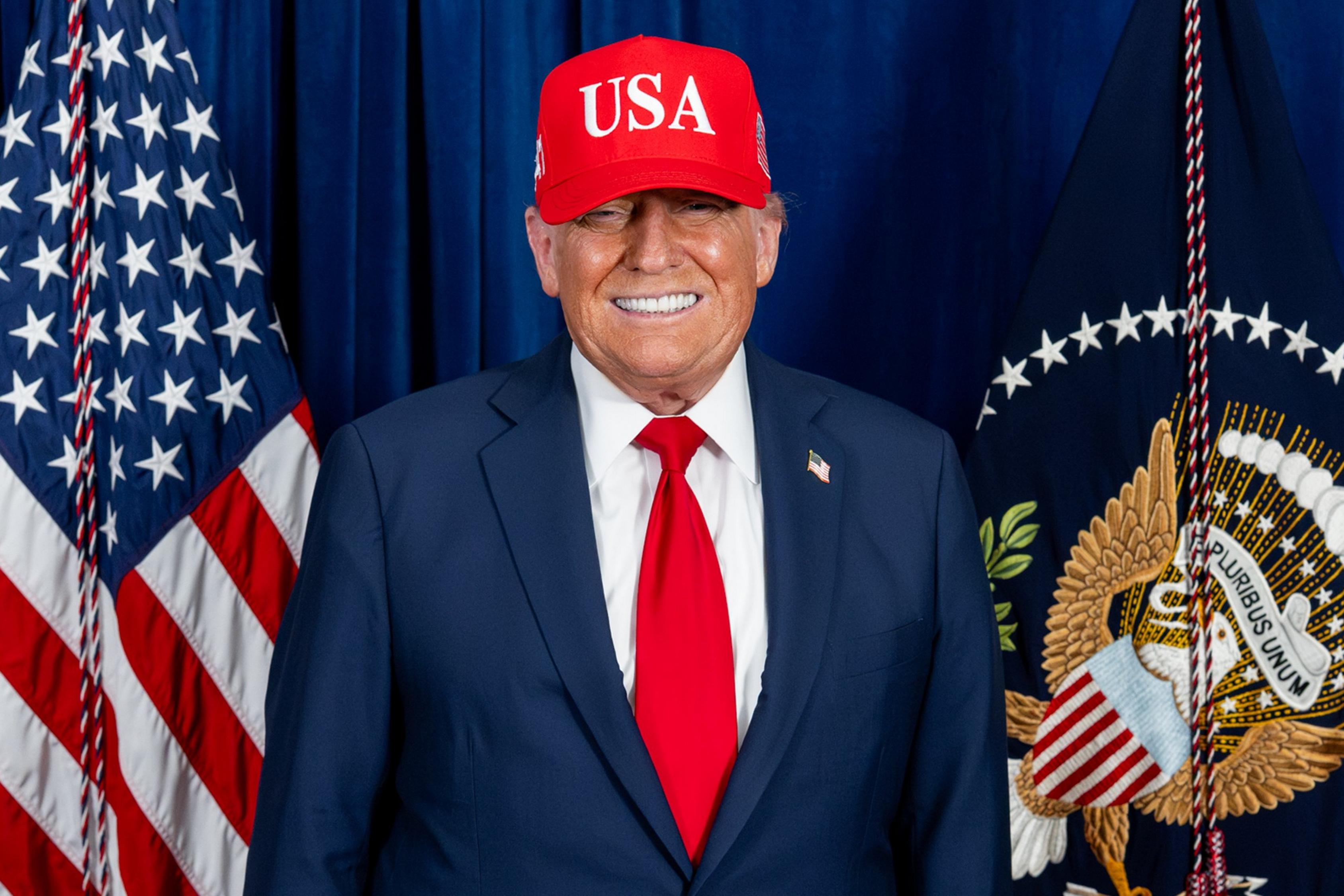 Scattati i dazi, Trump esulta e gli altri tacciono. 15% per la Ue