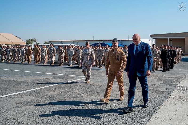 Militari italiani in Kuwait chiusi in bunker dopo l'espolosione della ...