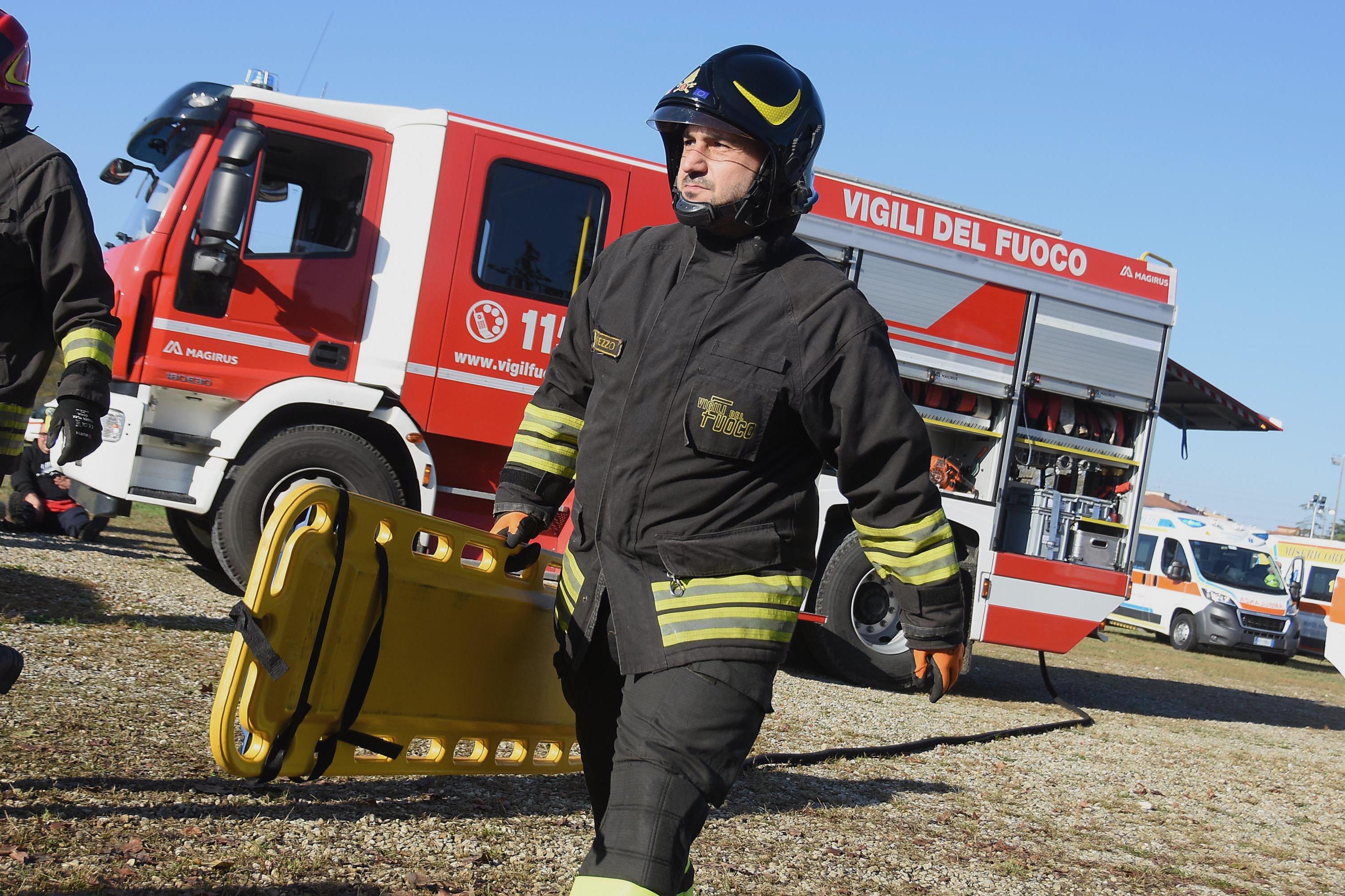 Emergenza Vigili del fuoco, troppo pochi e poco remunerati